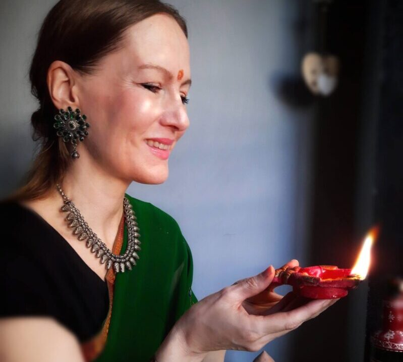 I am in Love with Ganapati, says German born Bollywood actress Suzanne ...